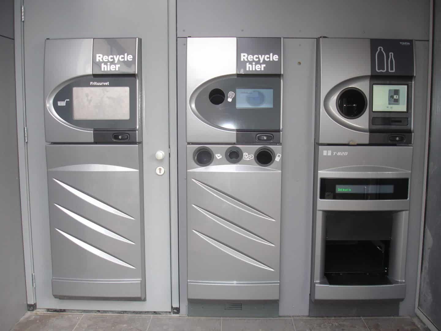 Plus Van Reijen eerste ECO-Wall met beeldscherm